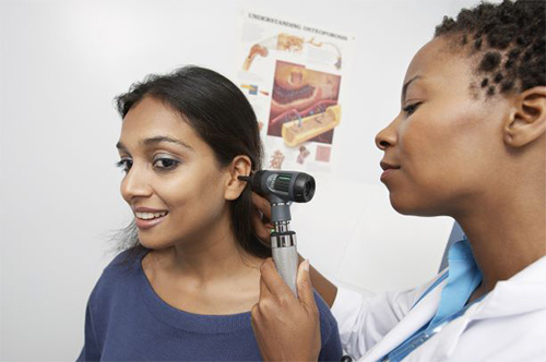 These are the most common causes of fluid in the ear canal | Connect ...